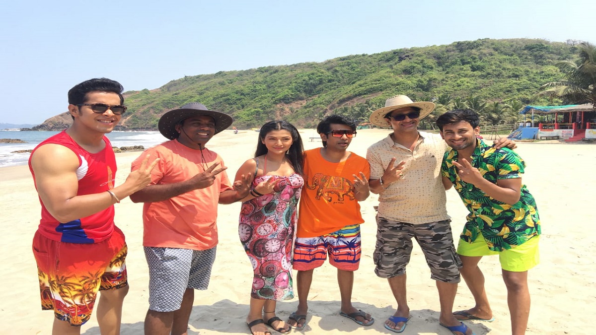 टकाटक २’चे पहिले शूटिंग गोव्यात पूर्ण, हे कलाकार करणार टकाटक मज्जा ...