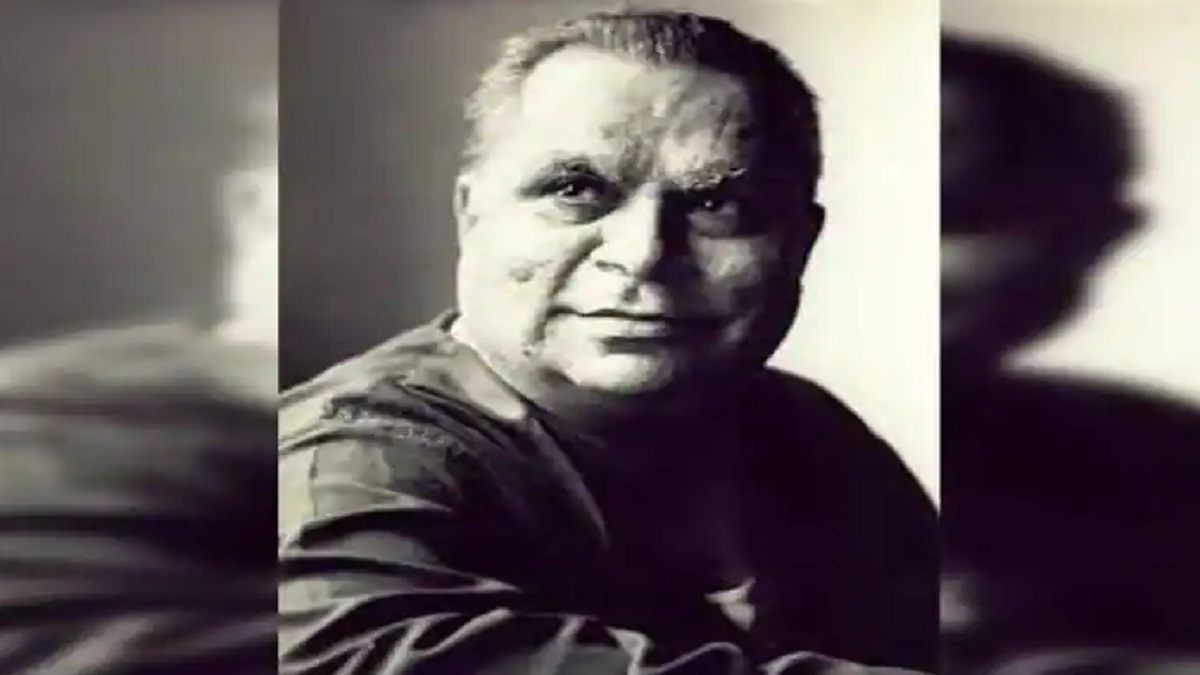 तरुण आहे रात्र अजुनी राजसा, निजलास का रे…. शृंगारिक शब्दांना श्रवणीय ...