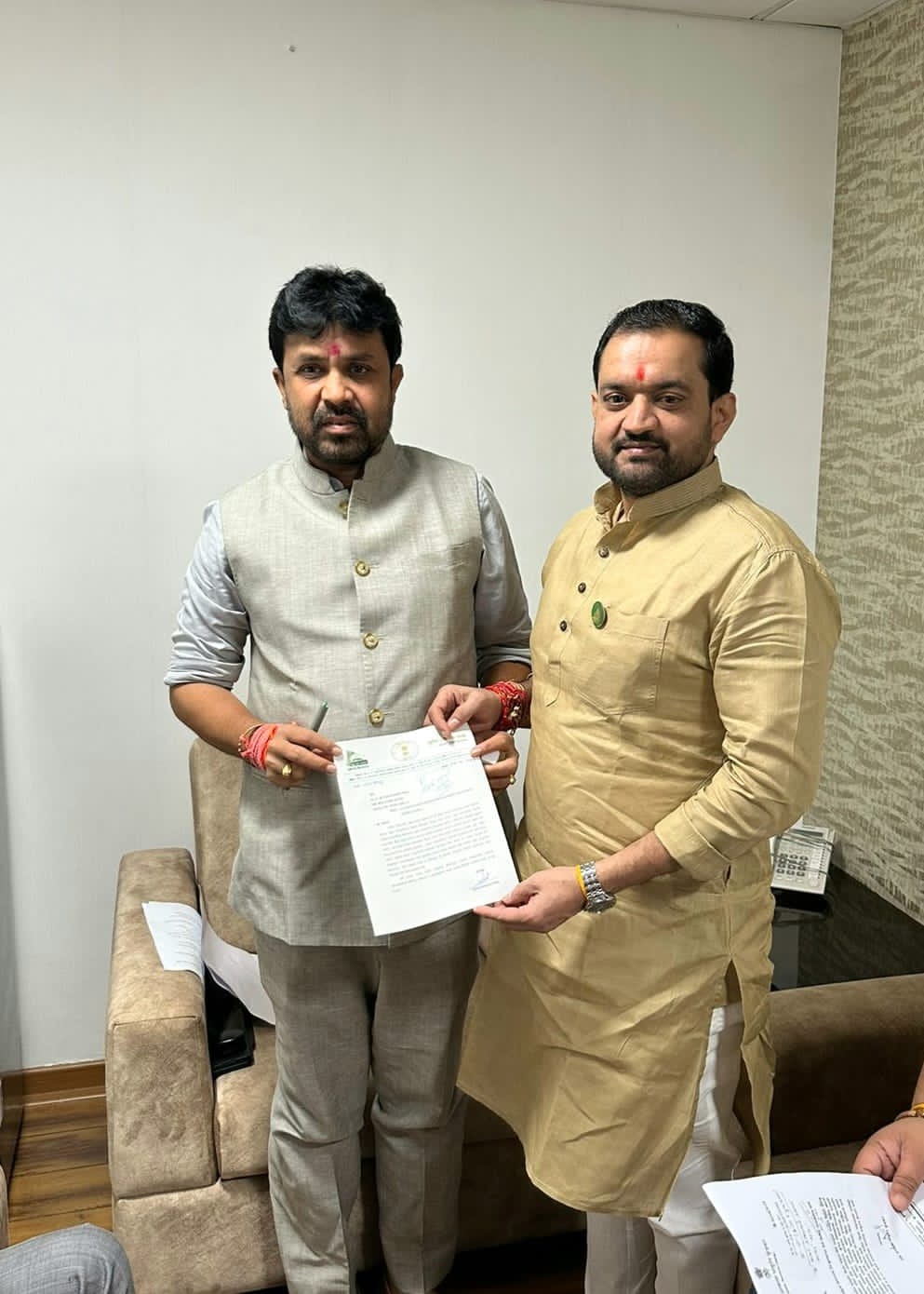 क्रीडा संकुलासाठी आमदार सुनिल शेळके यांचा सातत्यपूर्ण पाठपुरावा ...