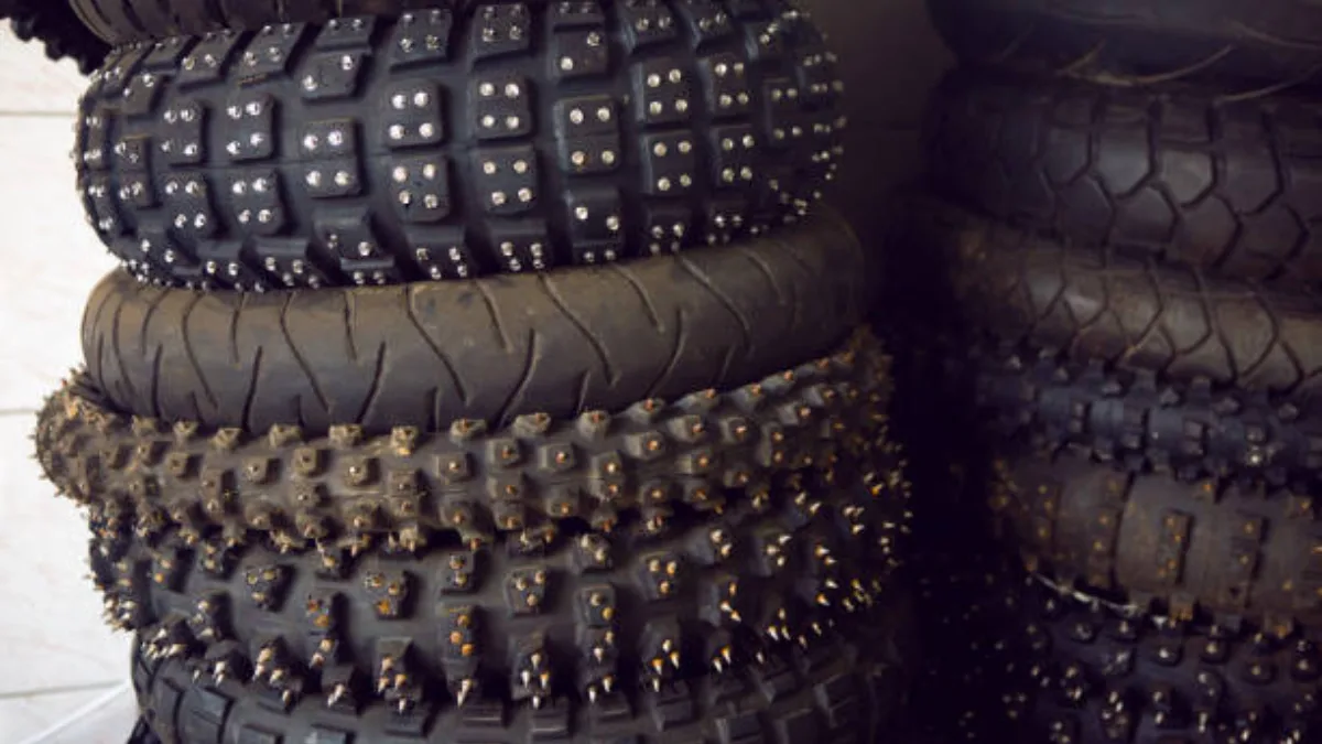 नवीन कारच्या टायरवर रबरी ‘काटे’ का असतात, हे काटे काय काम करतात; जाणून ...
