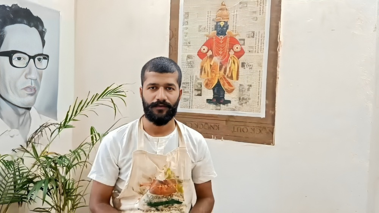 देवगड तालुक्यात अक्षय मेस्त्रींचे कर्तब, तांदळावर विठ्ठलाची कलाकृती ...
