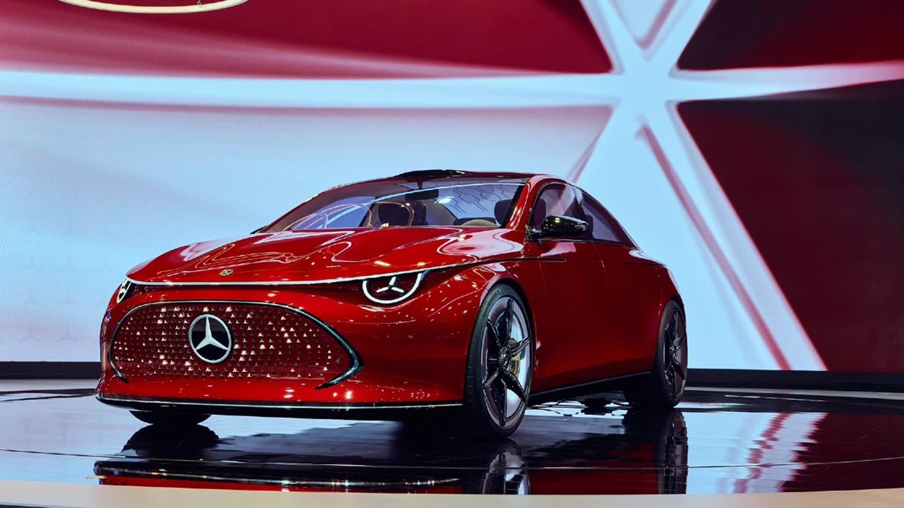 Mercedes CLA-Class: ७०० किमी रेंज… १५ मिनिटांत चार्ज! स्पेसिफिकेशन्ससह ...